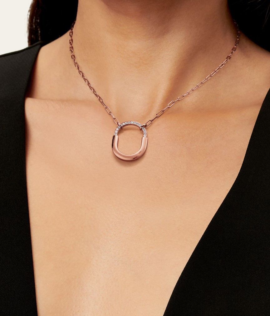 ティファニー ￥99万 LOCK ロック ダイヤ0.33Ct＆18Kローズゴールドペンダント(ペンダント)｜売買されたオークション情報、yahooの商品情報をアーカイブ公開 - オークファン ...