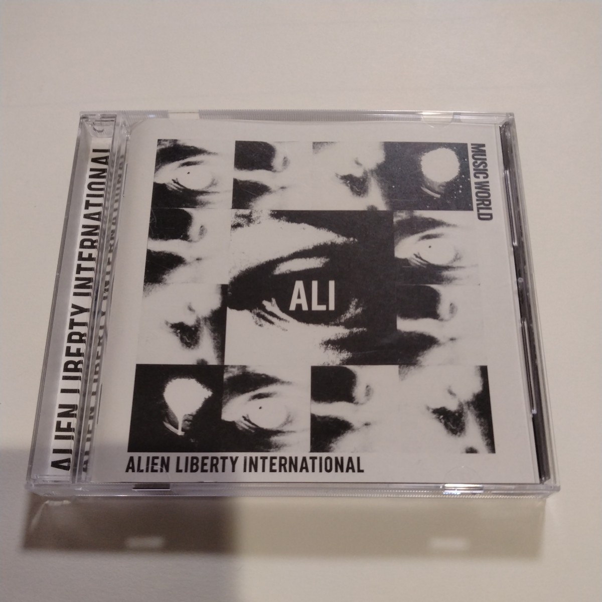 セル品 ALI MUSIC WORLD(その他)｜売買されたオークション情報、yahooの商品情報をアーカイブ公開 - オークファン ...