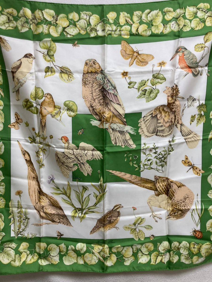 スカーフ エルメス HERMES 大判 シルク 90×90(スカーフ)｜売買されたオークション情報、yahooの商品情報をアーカイブ公開 - オークファン（aucfan.com）