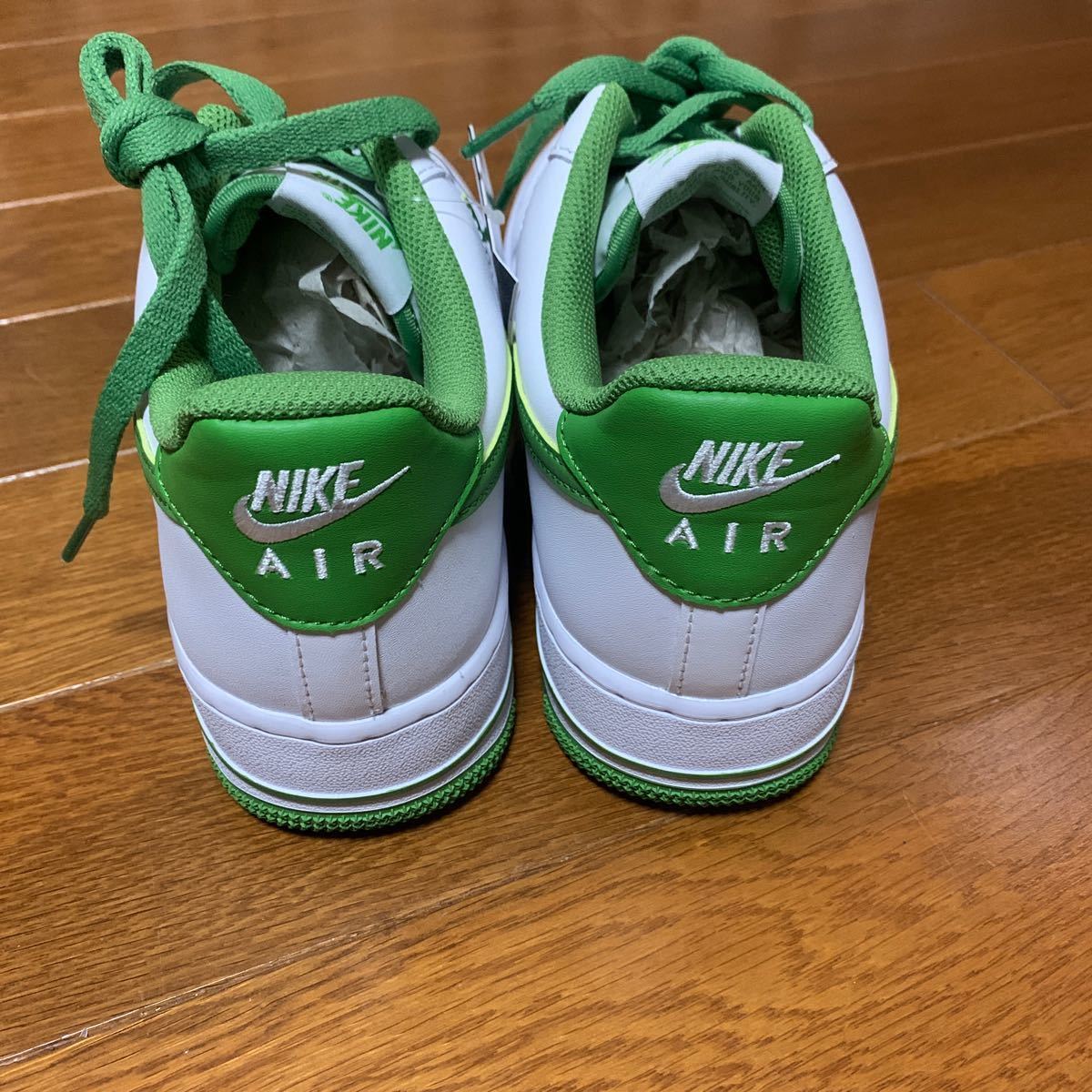 ナイキ エアフォース 1 27cm(27.0cm)｜売買されたオークション情報、yahooの商品情報をアーカイブ公開 - オークファン（aucfan.com）