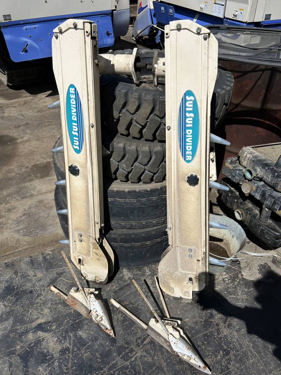 クボタ コンバイン デバイダ SUISUI DIVIDER SRM30 SR40から取り外し(その他)｜売買されたオークション情報、yahooの商品情報をアーカイブ公開 - オークファン ...