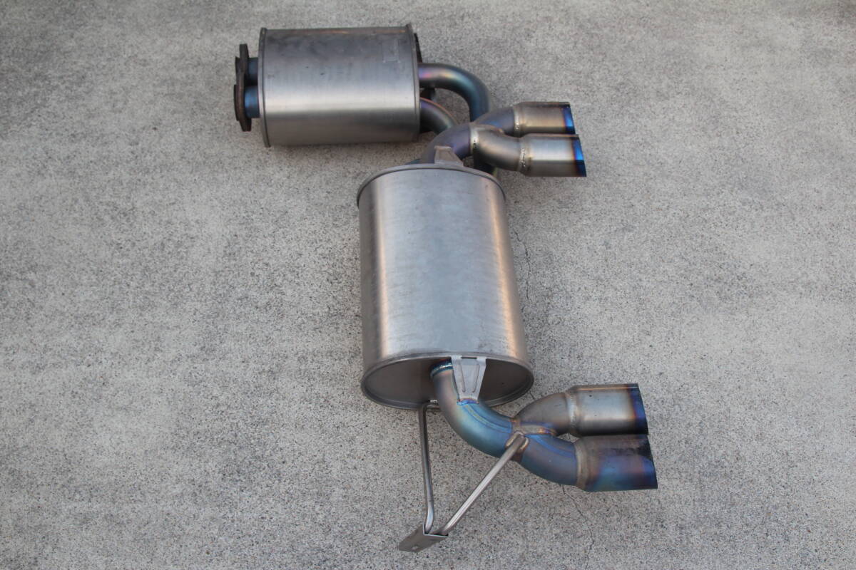 BMW E46 M3 アーキュレーチタンマフラー(マフラー本体)｜売買されたオークション情報、yahooの商品情報をアーカイブ公開 - オークファン（aucfan.com）