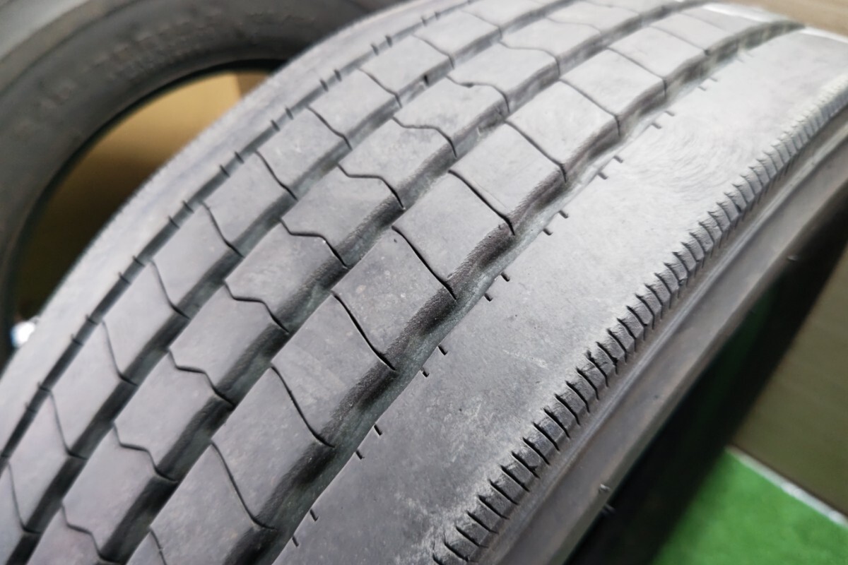 タイヤ DUNLOP DECTES SP122 245/70R19.5 136/134j 2本 トラック 大型 中型 等 A515(タイヤ ...