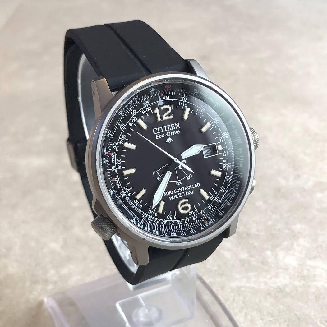 シチズン プロマスター H411-T005438：チタン サファイア 電波ソーラー スクリューバック ねじ込みリューズ 20気圧防水 ...