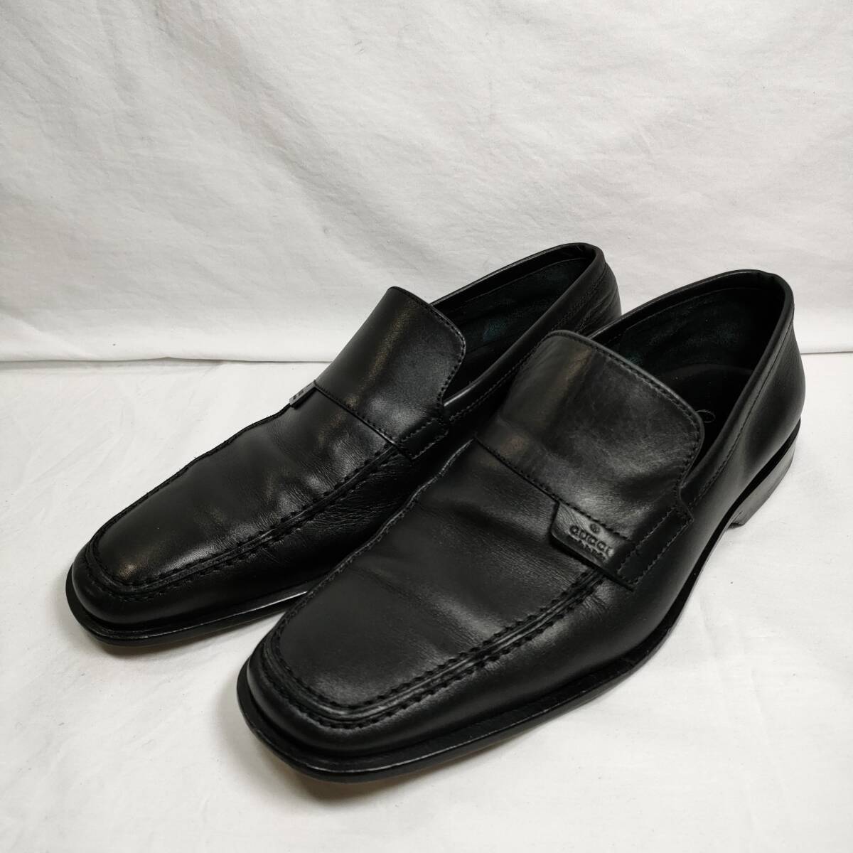 GUCCI 39 ローファー グッチ メンズ ブラック レザースリッポン イタリア製 革靴 M114(25.0cm)｜売買されたオークション情報、yahooの商品情報をアーカイブ公開 ...