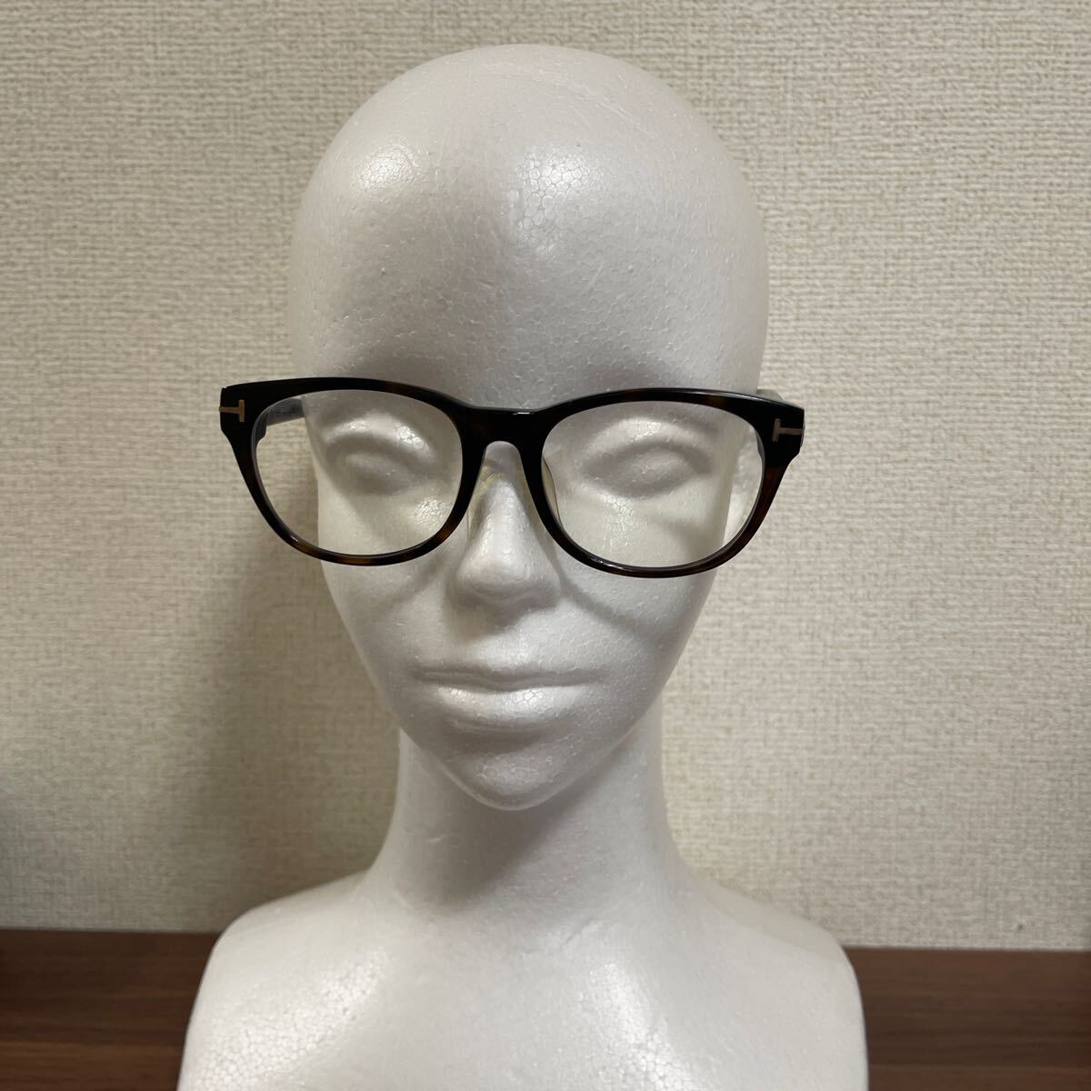 トムフォード TF5433-F 052 メガネ サングラス 度入り 470(トムフォード)｜売買されたオークション情報、yahooの商品情報をアーカイブ公開 - オークファン（aucfan.com）