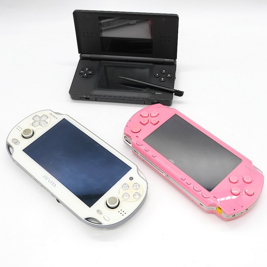 J-11 SONY PS VITA PSP NINTENDO DS Lite 3点おまとめ ソニー PlayStation Vita PCH ...