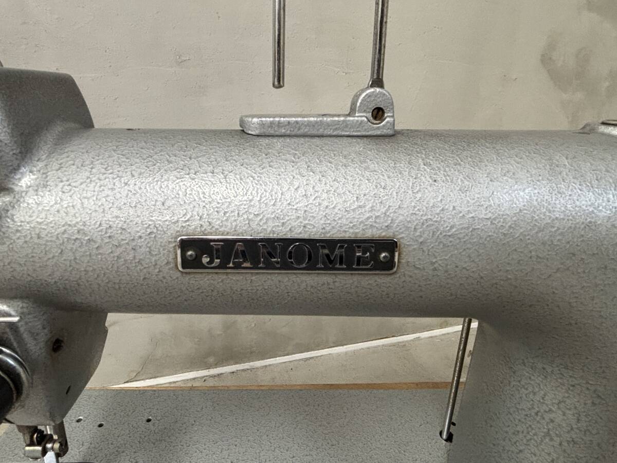 JANOME ジャノメ ミシン MODEL 763 業務用ミシン 職業用 職業用ミシン ハンドクラフト 動作未確認 ジャンク /ボビン 針 T ...