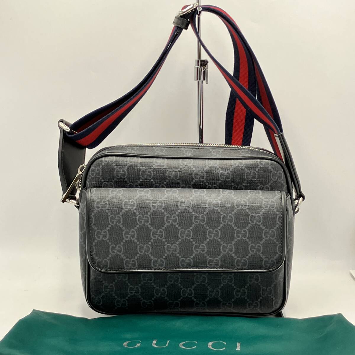 GUCCI グッチ GGスモール クロスボディ バッグ 795479 520981 25年現行モデル ショルダーバッグ(その他)｜売買された ...