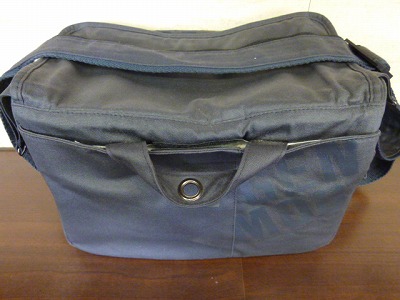 GOLLA ゴッラ GENMOB カメラバッグ オマケ付き 品(一眼カメラ用ケース)｜売買されたオークション情報、yahooの商品情報を ...