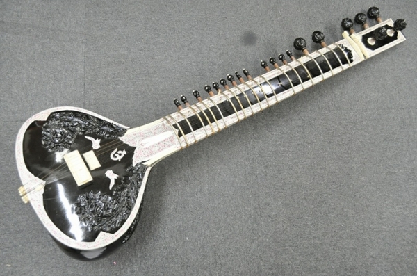 ジャンクBIBAシタールSitar インド民族楽器 ケース付T848545∞(その他)｜売買されたオークション情報、yahooの商品情報を ...