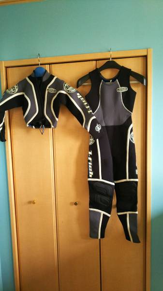 J-FISH(水上オートバイ用)｜売買されたオークション情報、yahooの商品情報をアーカイブ公開 - オークファン（aucfan.com）