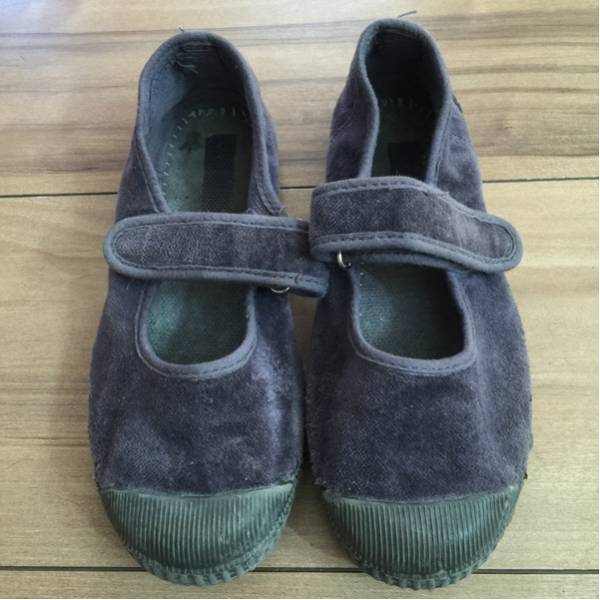 シエンタ ワンストラップ ベロア パープル 19cm 31 cienta(19cm～)｜売買されたオークション情報、yahooの商品情報をアーカイブ公開 - オークファン（aucfan.com）