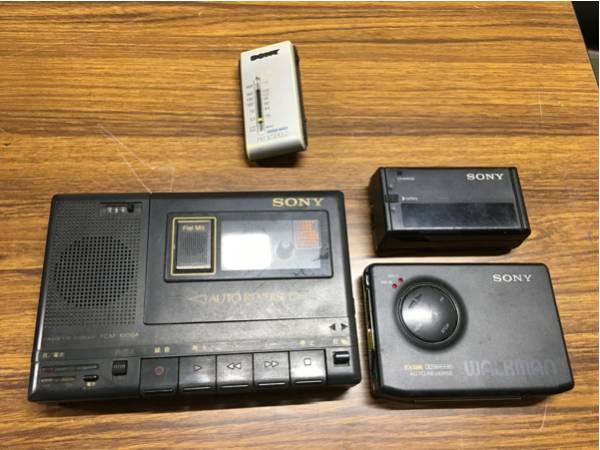SONYソニー WALKMANウォークマン WM-600 他 セット TCM-1000A ラジオなど U-35(再生専用)｜売買された ...