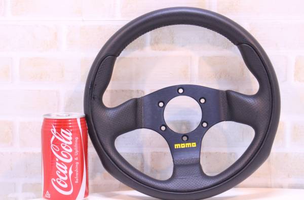 MOMO TYP D28 KBA 70239 10-01 ハンドル/ステアリング A0025(ステアリング、ハンドル本体)｜売買されたオークション情報、yahooの商品情報をアーカイブ公開 ...