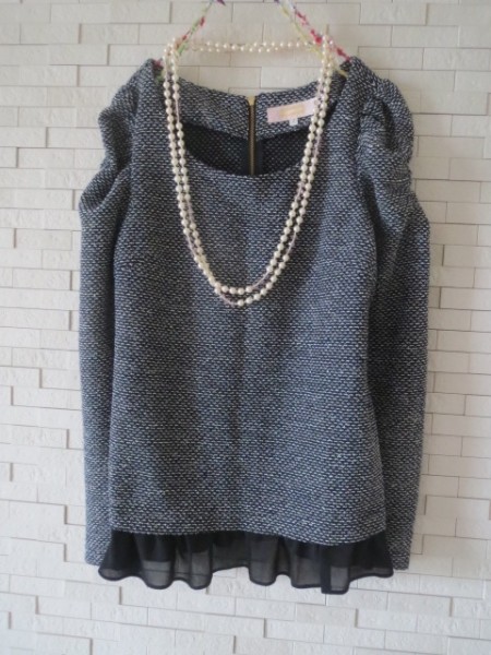 MINIMUM ミニマム 肩パフ 後ろも可愛いトップス size1(トップス)｜売買されたオークション情報、yahooの商品情報をアーカイブ公開 - オークファン（aucfan.com）