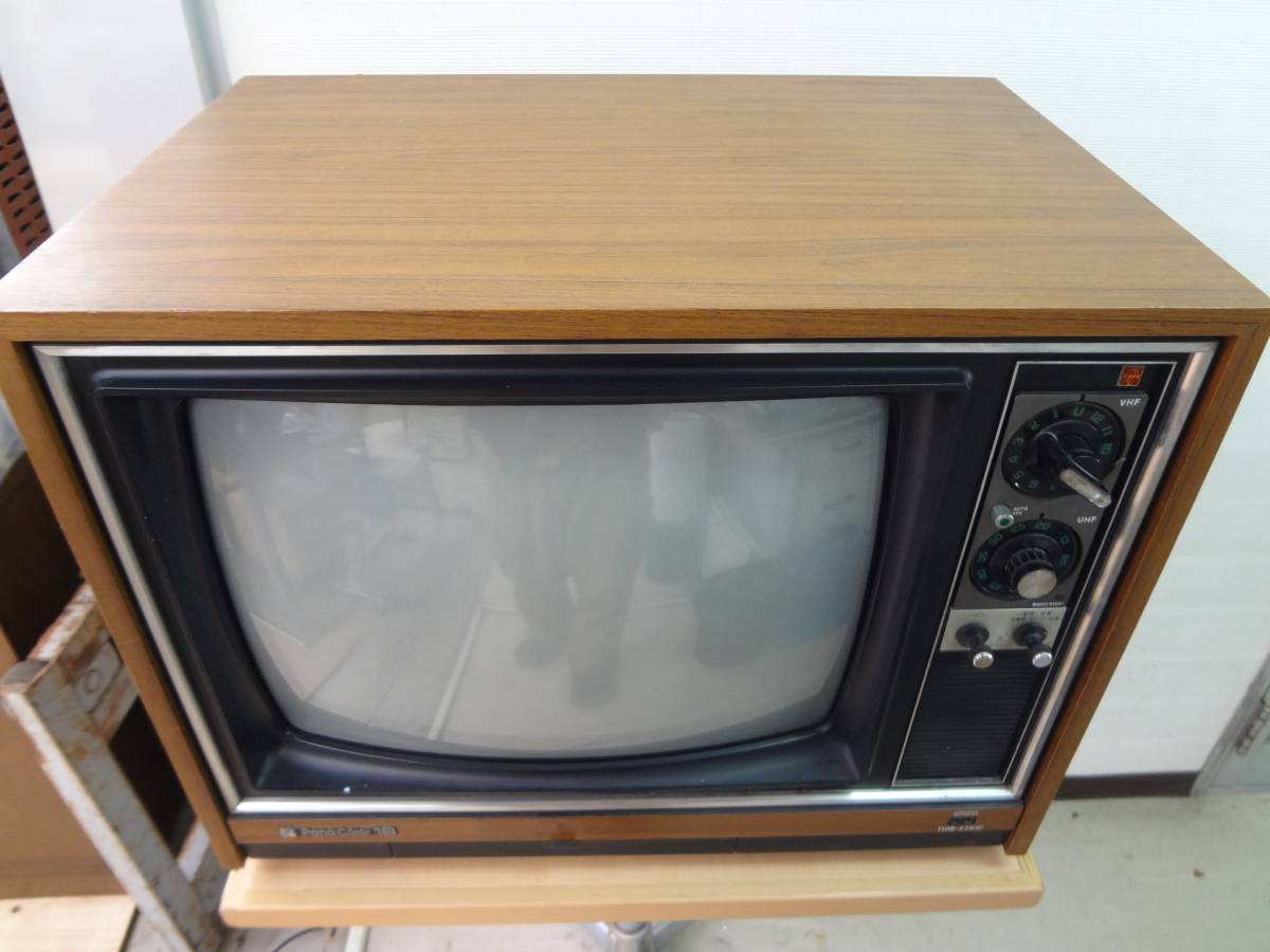ナショナルカラーテレビ TH18-E25 N 75年製 昭和レトロ/アンティーク/インテリア(テレビ)｜売買されたオークション情報、yahooの商品情報をアーカイブ公開 - オークファン ...