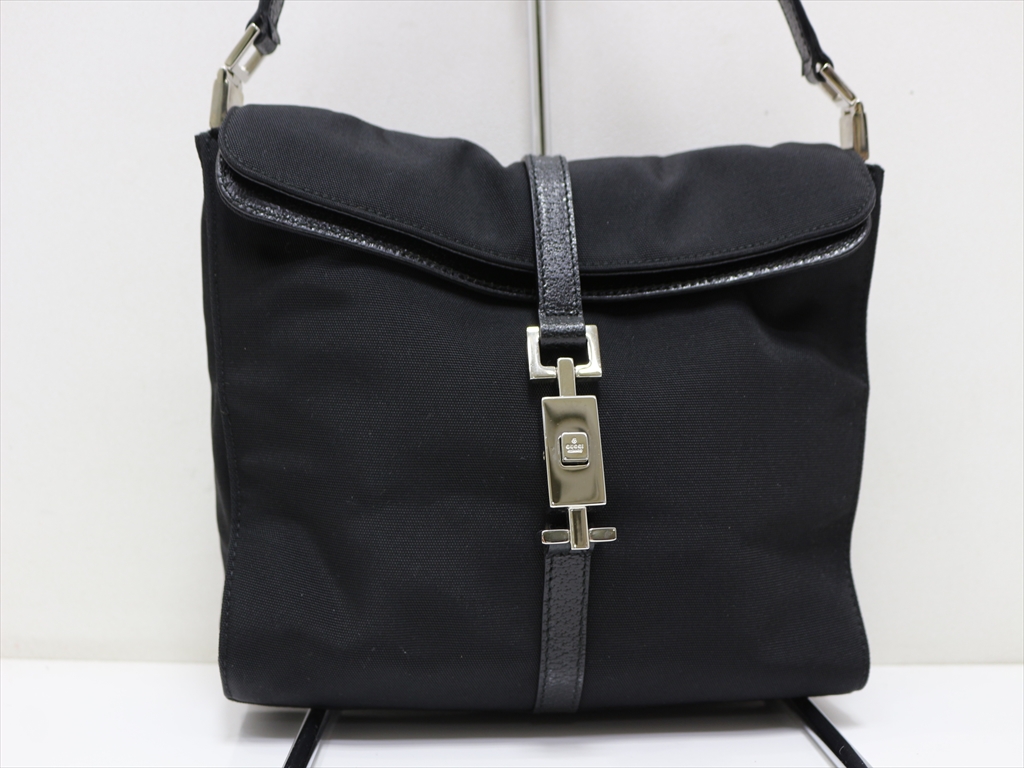 正規 グッチ GUCCI ショルダーバッグ ハンドバック 黒 q409(その他)｜売買されたオークション情報、yahooの商品情報をアーカイブ公開 - オークファン（aucfan.com）