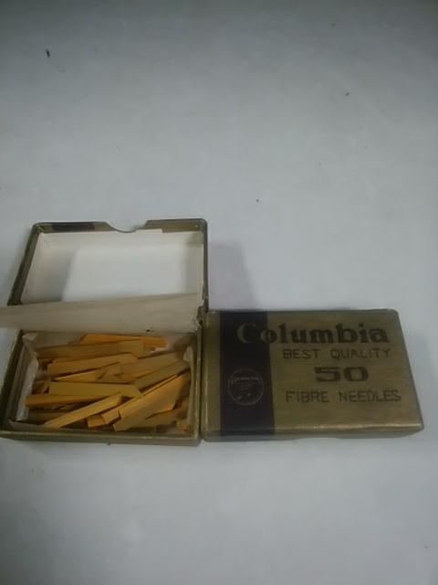 レコード針 57本 コロムビア COLUMBIA FIBRE NEEDLES 竹針 蓄音機 アンティーク(蓄音機)｜売買されたオークション情報 ...