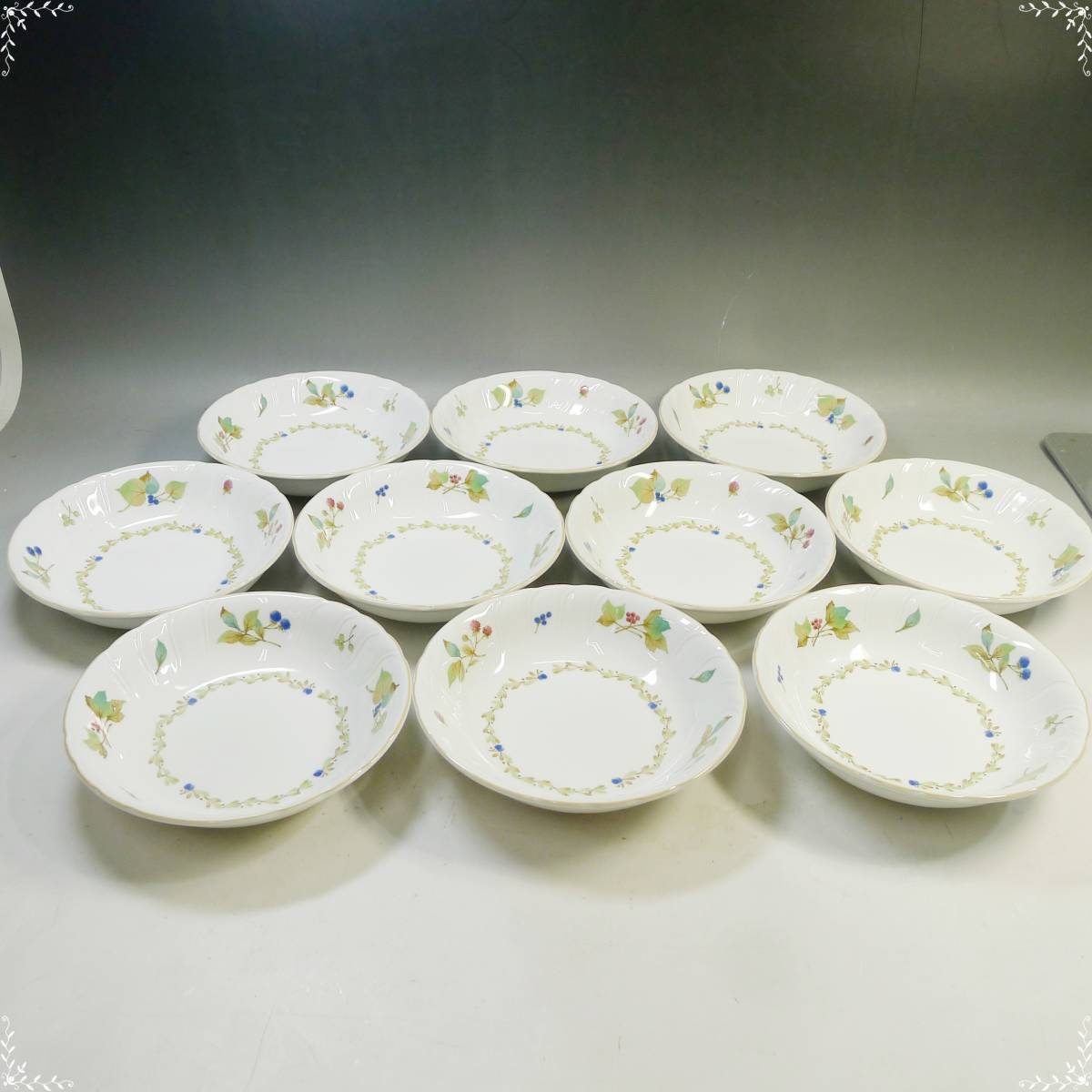 KGR745 ノリタケ クラフトーン アニーベリー サラダボウル 小鉢 プレート 皿 食器 Noritake 10枚(ノリタケ)｜売買されたオークション情報、yahooの商品情報をアーカイブ ...