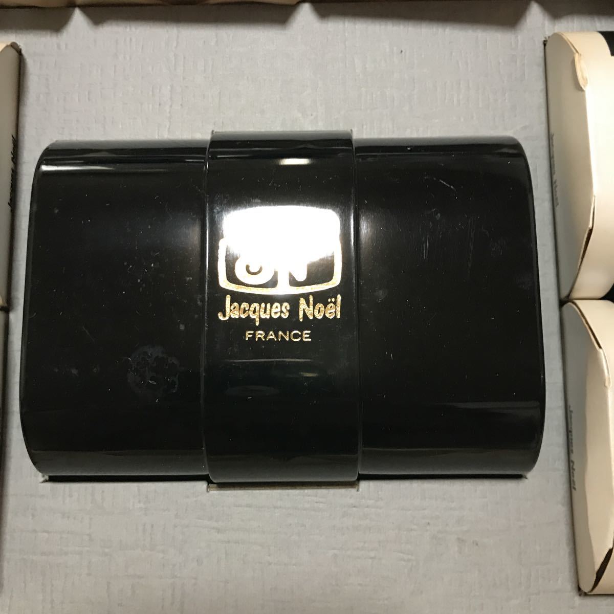 石鹸セット/Jacques Noel フランス/ジャック ノエルソープセット/黒砂糖石鹸12個/ミルク入り石鹸4個/クロバーエレガンスソープ1個(セット)｜売買されたオークション情報 ...