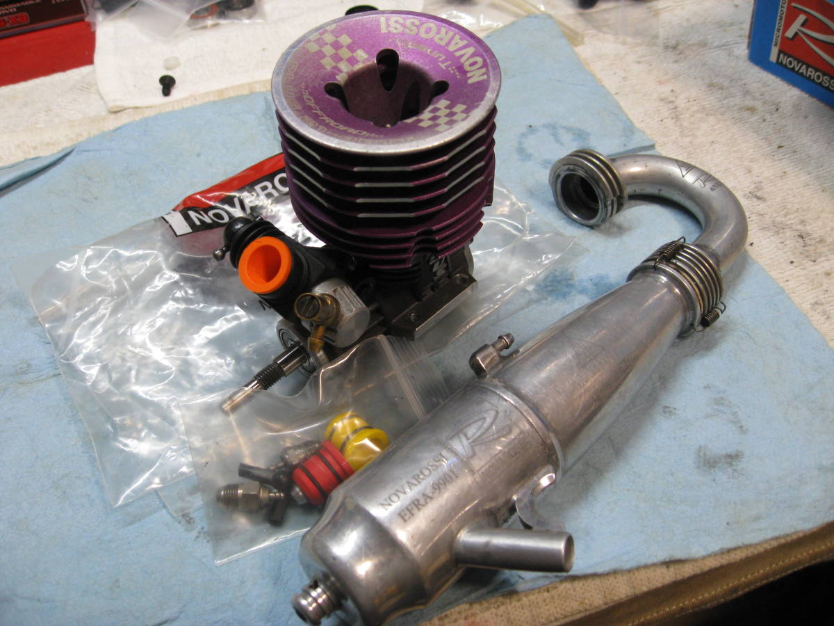 NOVAROSSI ノバロッシ 1/8エンジンバギー用エンジン PLUS.21-4BTT マフラー付き MP9 MBX HB TLR(エンジン)｜売買されたオークション情報、yahooの商品 ...