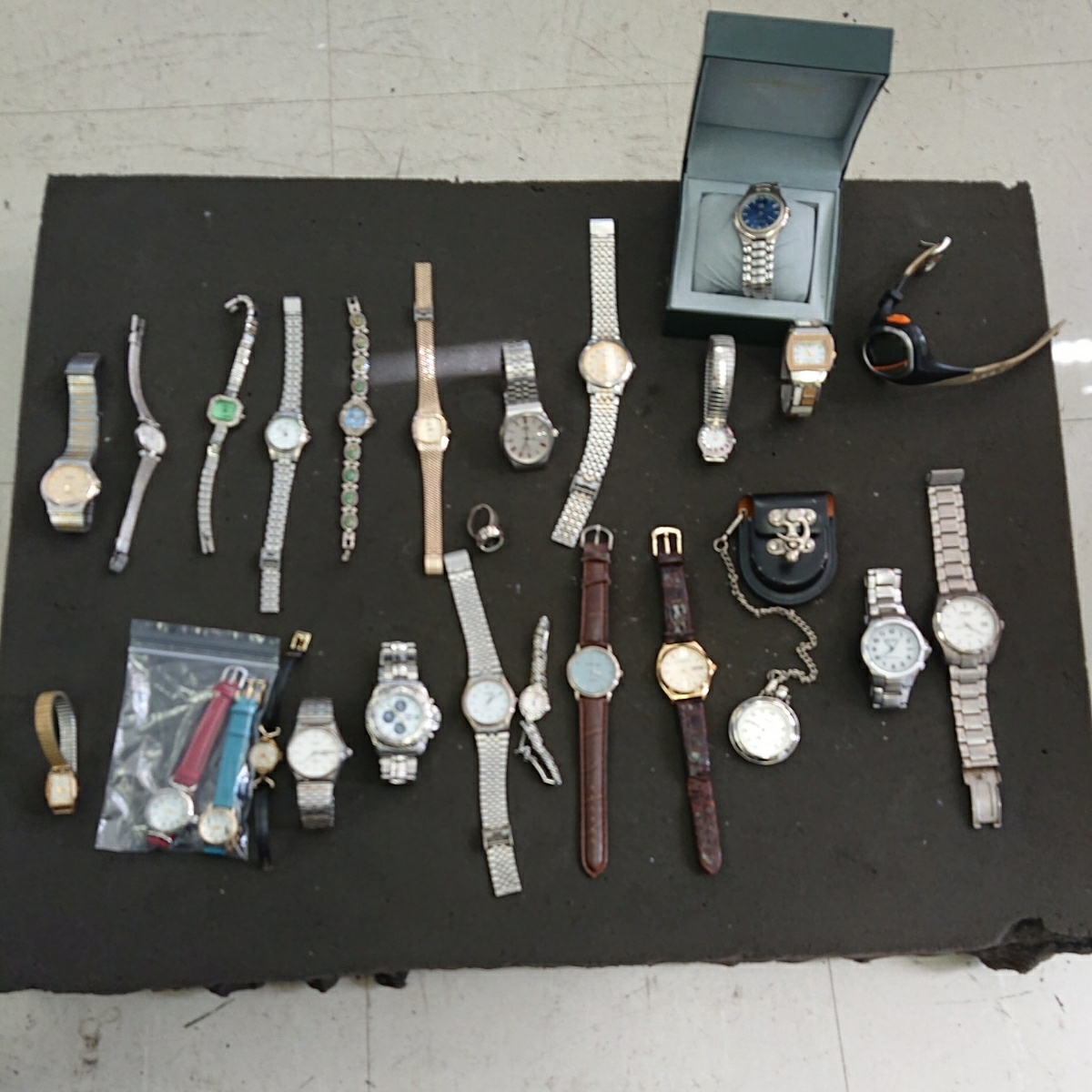 腕時計 26本 まとめて SEIKO 4316-8000 5275 ORIENT soma lap300 ヴァレンチノ 懐中時計 CITIZEN 4411-T001521Y GIVENCHY ...
