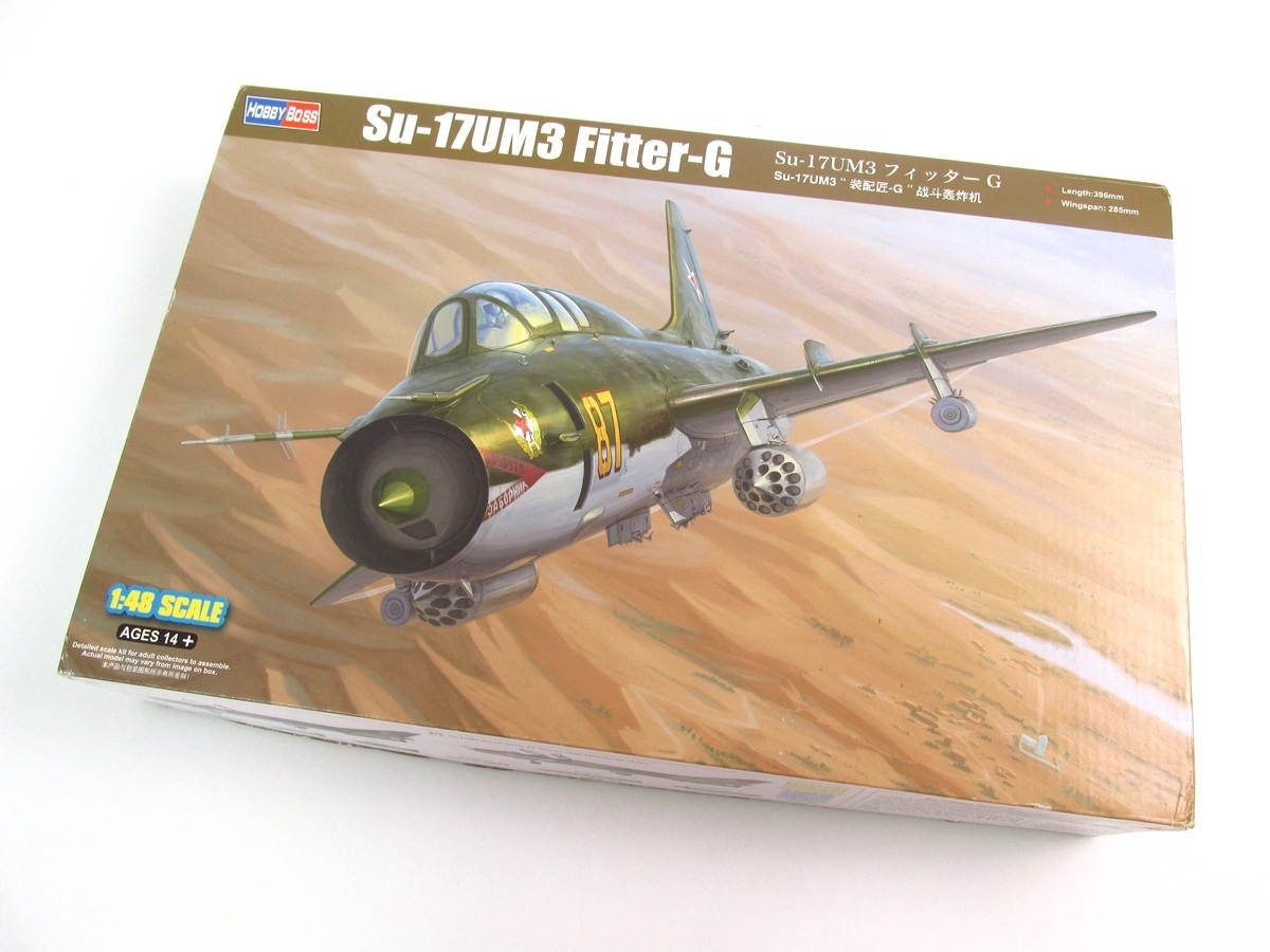 HOBBY BOSS ホビーボス 1/48 Su-17UM3 フィッターG 81759 戦闘機 プラモデル ジャンク品 U3407(アメリカ ...