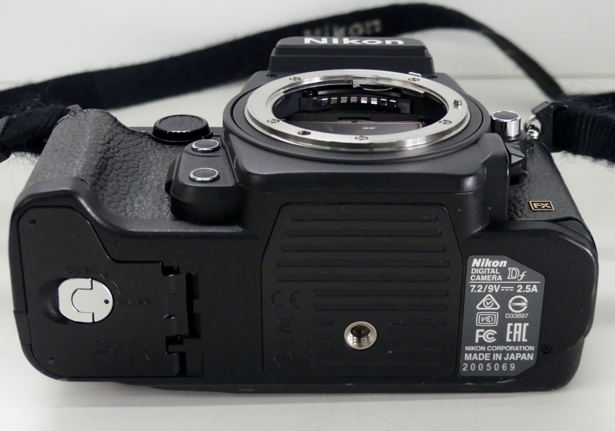 NIKON ニコン デジタル一眼レフカメラ Df ボディ ブラック used(ニコン)｜売買されたオークション情報、yahooの商品情報を ...