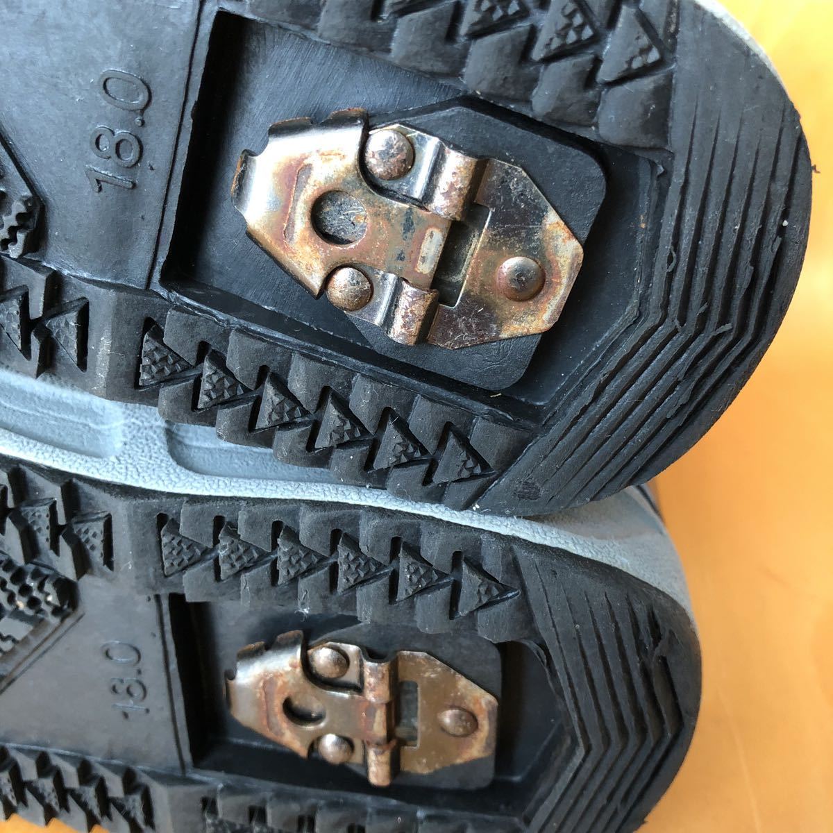 BEL-RAY スノーブーツ 18.0cm スパイク付き 防寒(18cm～)｜売買されたオークション情報、yahooの商品情報をアーカイブ公開 - オークファン（aucfan.com）