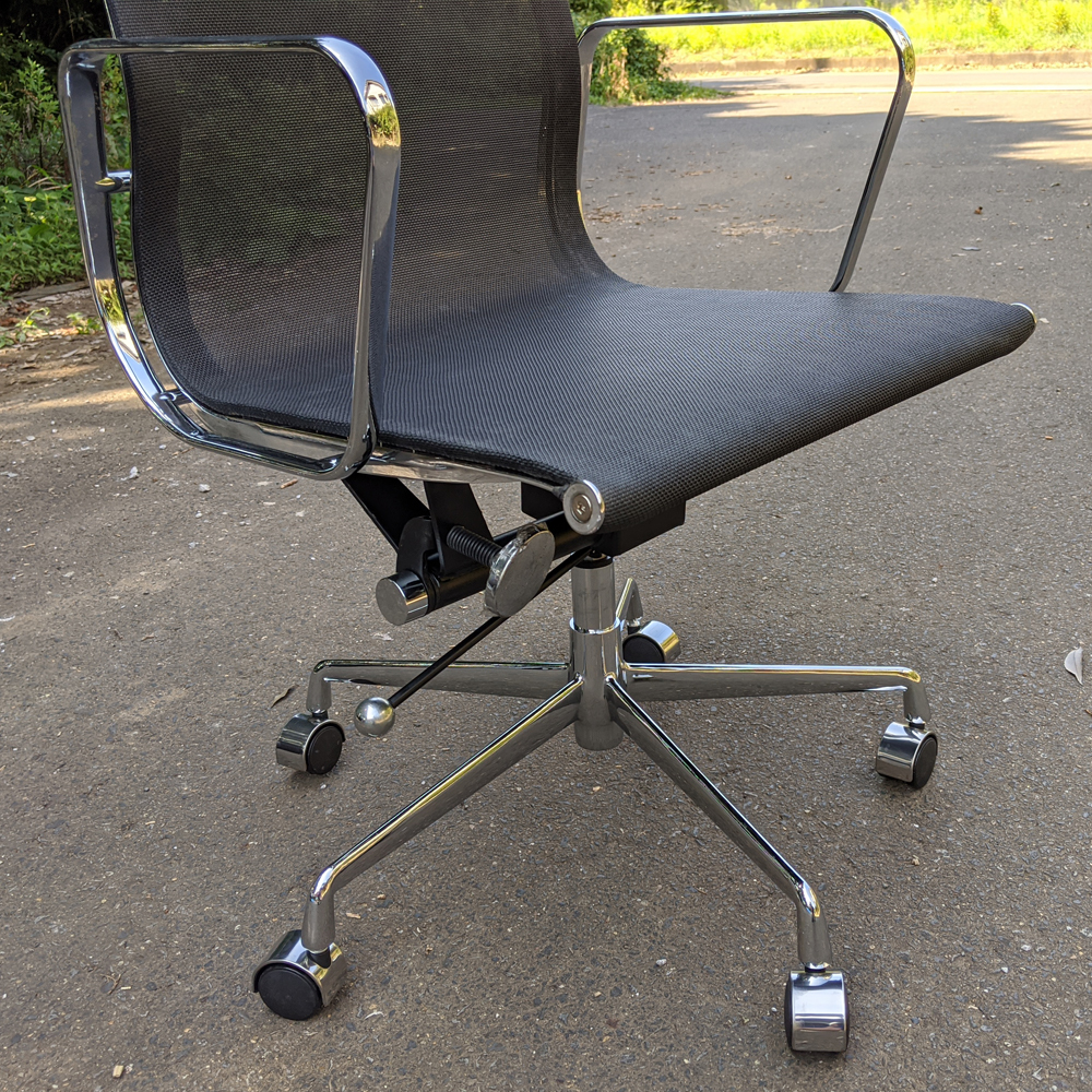 イームズ アルミナムチェア 21B Eames アウトレット デスクチェア 椅子 チェア オフィスチェア ワークチェア テレワーク 家具 BB095(イームズ)｜売買されたオークション情報 ...