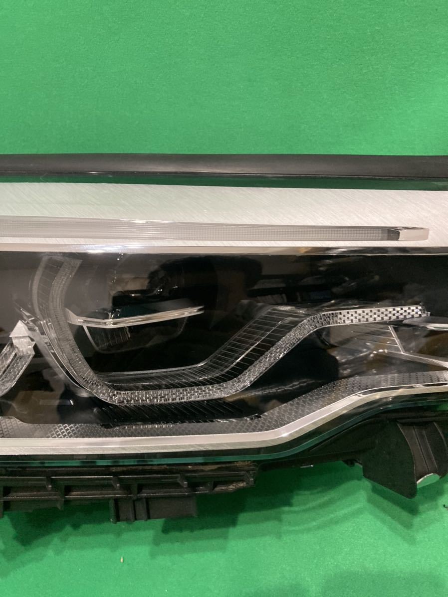 BMW 5シリーズ G30 G31 右ヘッドライト LEDタイプ ユニットのみ 洗車傷程度 ZKW 7439196-04 ...
