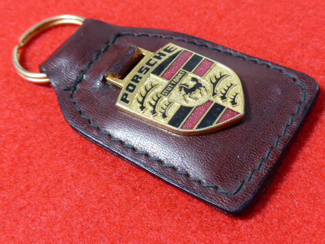古い ポルシェ 930 レザー クレスト キーホルダー 純正品 911 993 964 930 968 944 928 Porsche カレラ ...