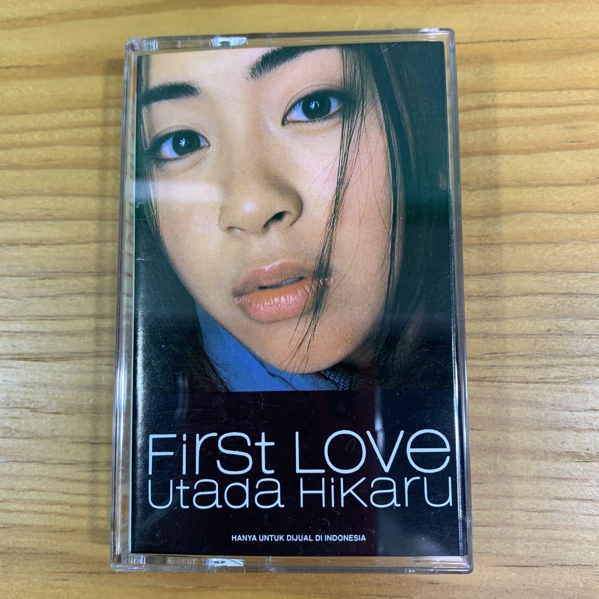 宇多田ヒカル First Love カセットテープ ライナー付 東南アジア限定 国内未発売 正規品 Official J-POP 名盤 ...