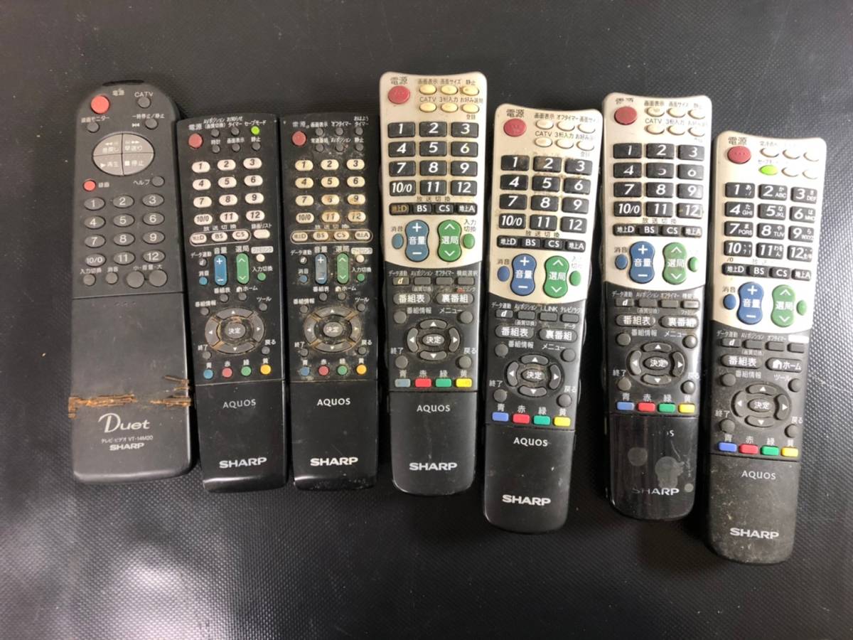 R3-4-T38 リモコン 大量 テレビ ブルーレイ エアコン まとめて まとめ売り ジャンク HITACHI SHARP TOSHIBA Panasonic 日立 SONY 他 13.5 ...