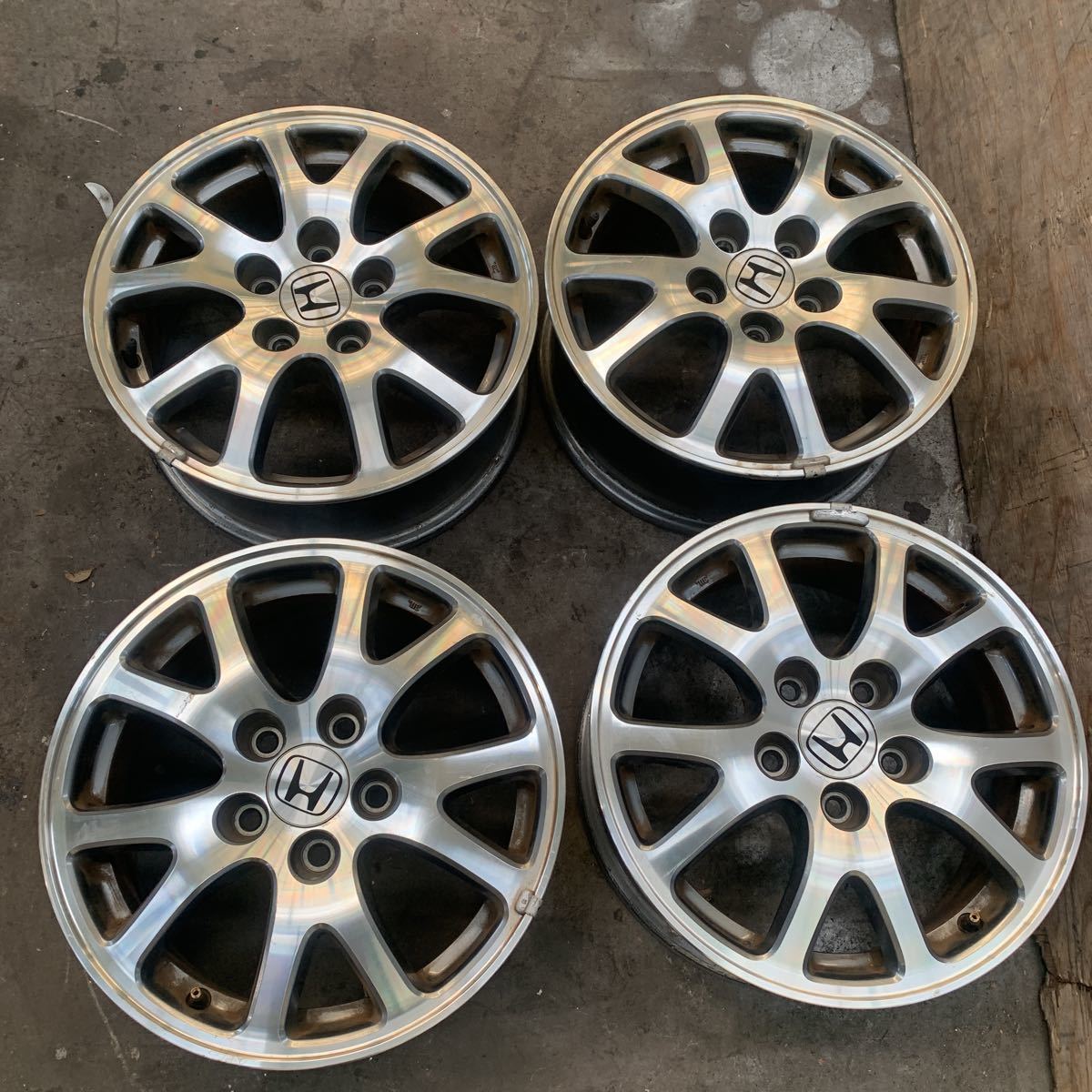 ホンダ オデッセイ RB1/RB2 純正アルミホイール 16inch×6.5J +55 PCD114.3 5穴 ホイール4本セット(純正品)｜売買されたオークション情報、yahooの商品情報を ...