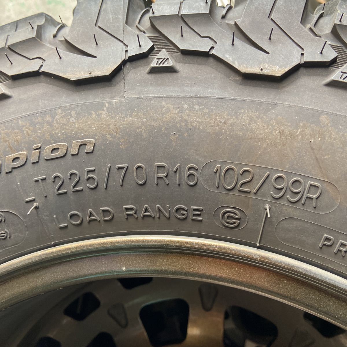 BFグッドリッチ K02 225/70R16 WORK クラッグティーグラビッグ アッシュドチタンカットリム 16×7.0J 5穴114.3 +38 4本セット(ラジアルタイヤ)｜売買された ...